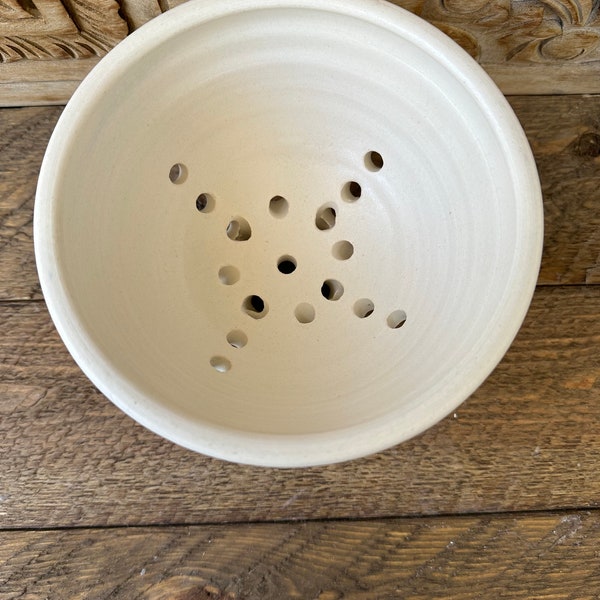 Pottery Colander - Etsy