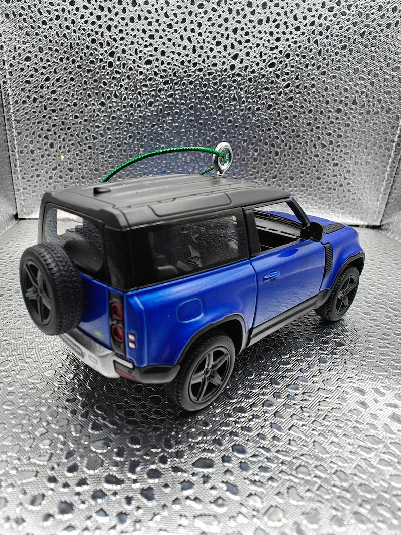 Land Rover Defender 90 5" Big Car WHITE, RED or BLUE Christmas Tree ...