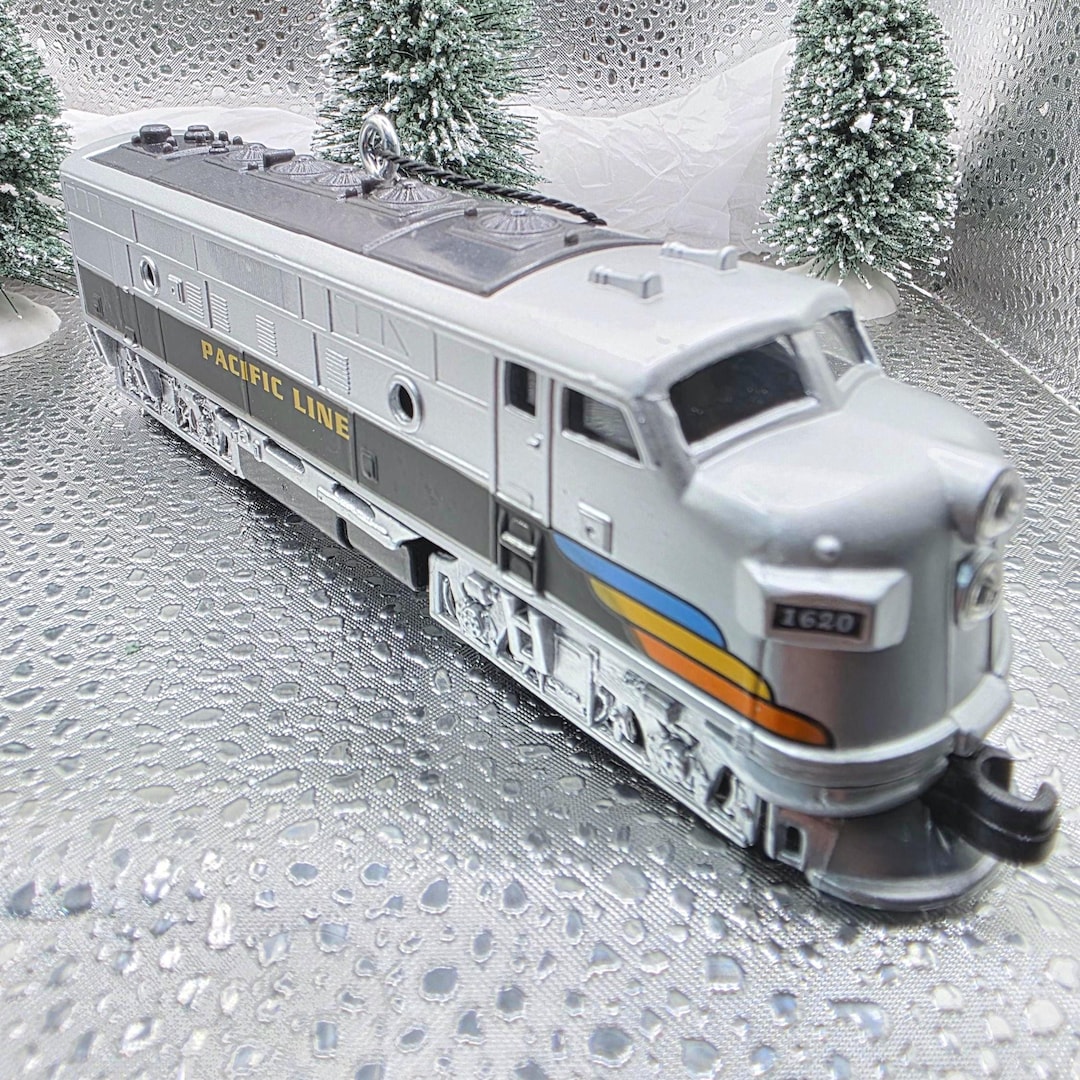 Classic Locomotive Train Engine Diecast Ornament - Pick Your Line (6.5 ...
