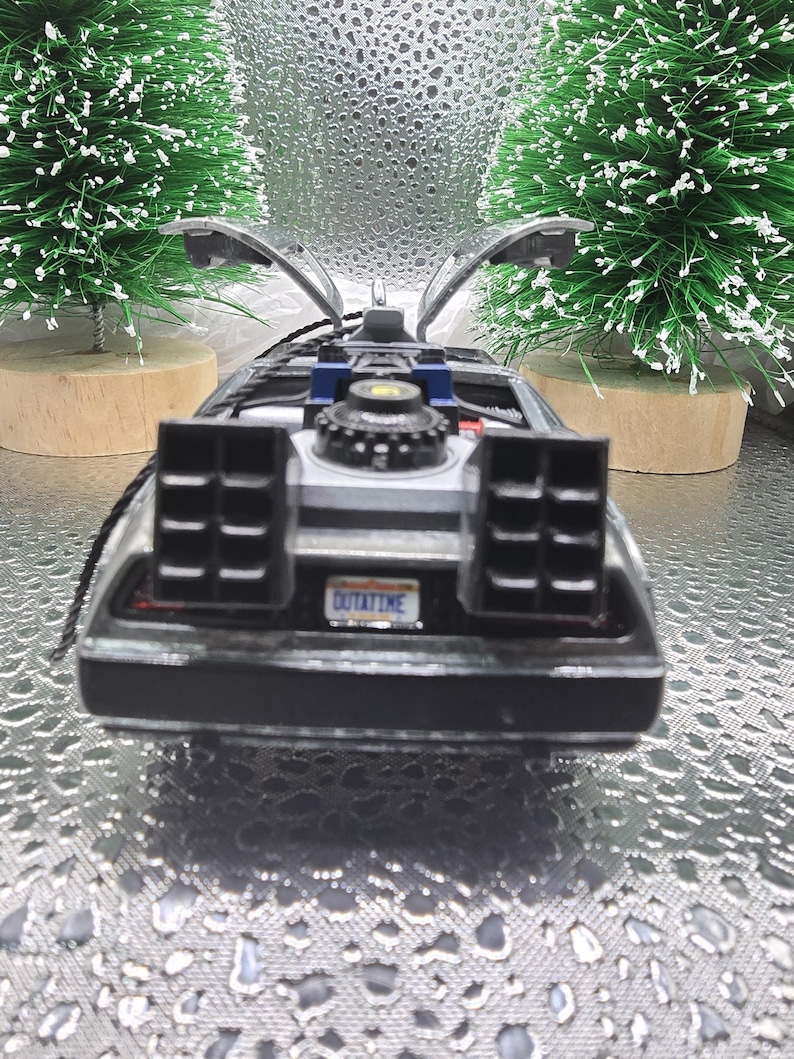 Back to the Future Delorean Time Machine BIG CAR Diecast Ornament (5 ...