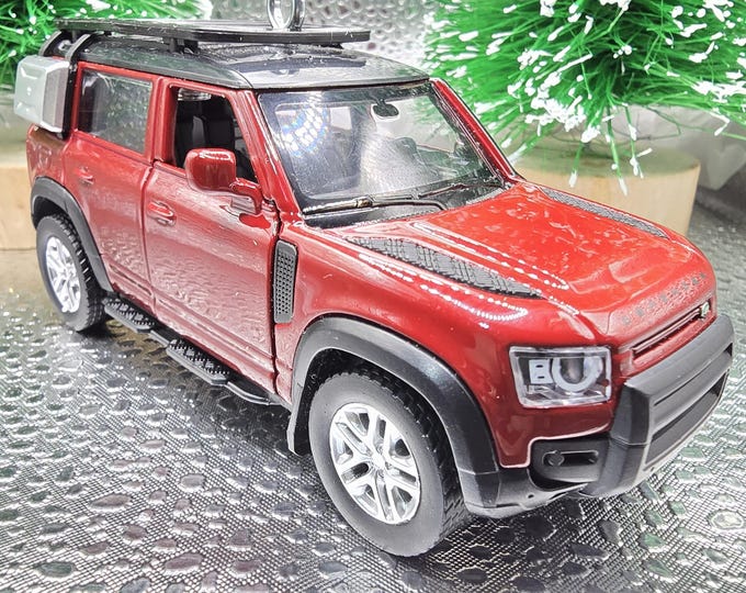 Land Rover Defender 110 5" Big Car Red or Green Christmas Tree Ornament ...