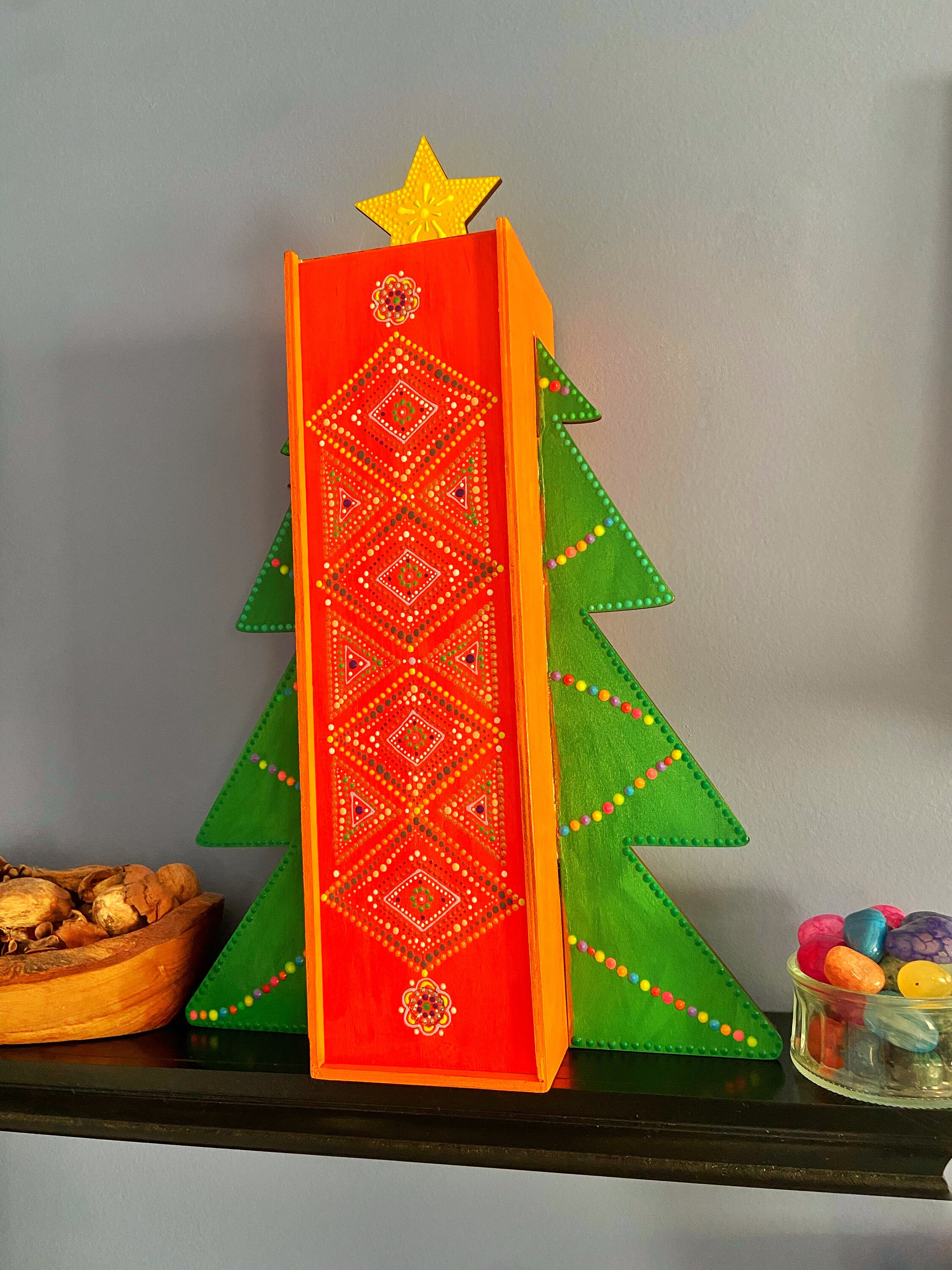 WOODEN BOTTLE CASE Acrylic Paint on Wood Decorated Wine - Etsy