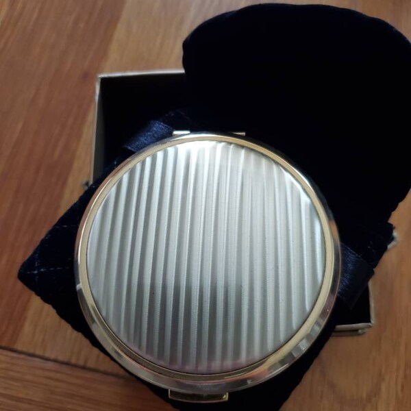 Stratton Compact - Etsy UK