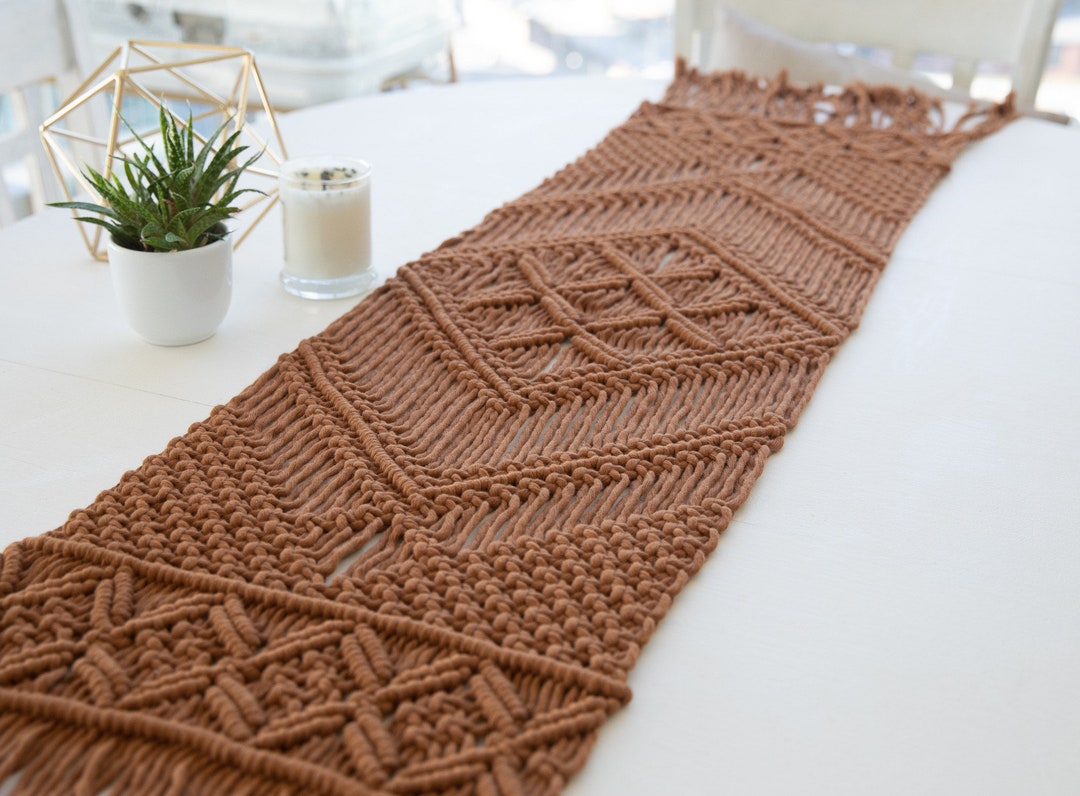 Macrame Table Runner "coco" - Etsy