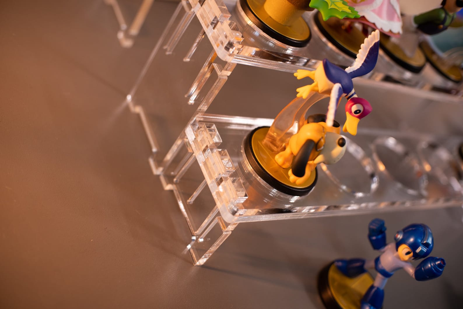 Amiibo Display Stand - 3 Tiers Sizes | Figurine Stand | Display Shelf ...