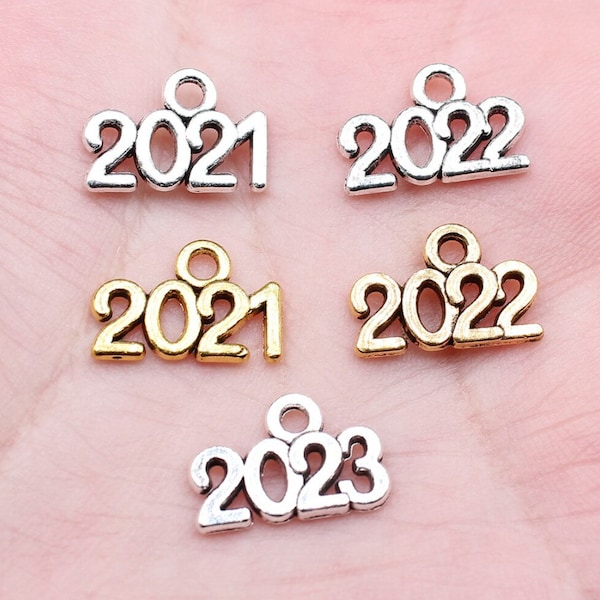 2021 Charm - Etsy