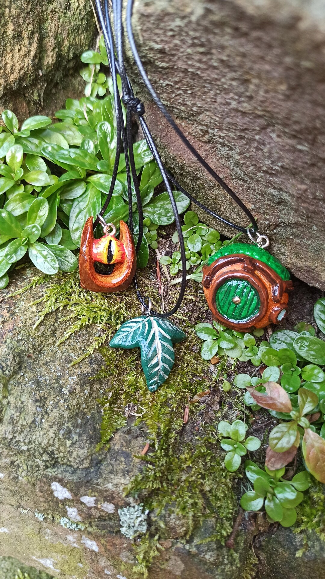 Lord of the Rings Pendants From Avocado Pits [sauron, Frodo, Gollum ...