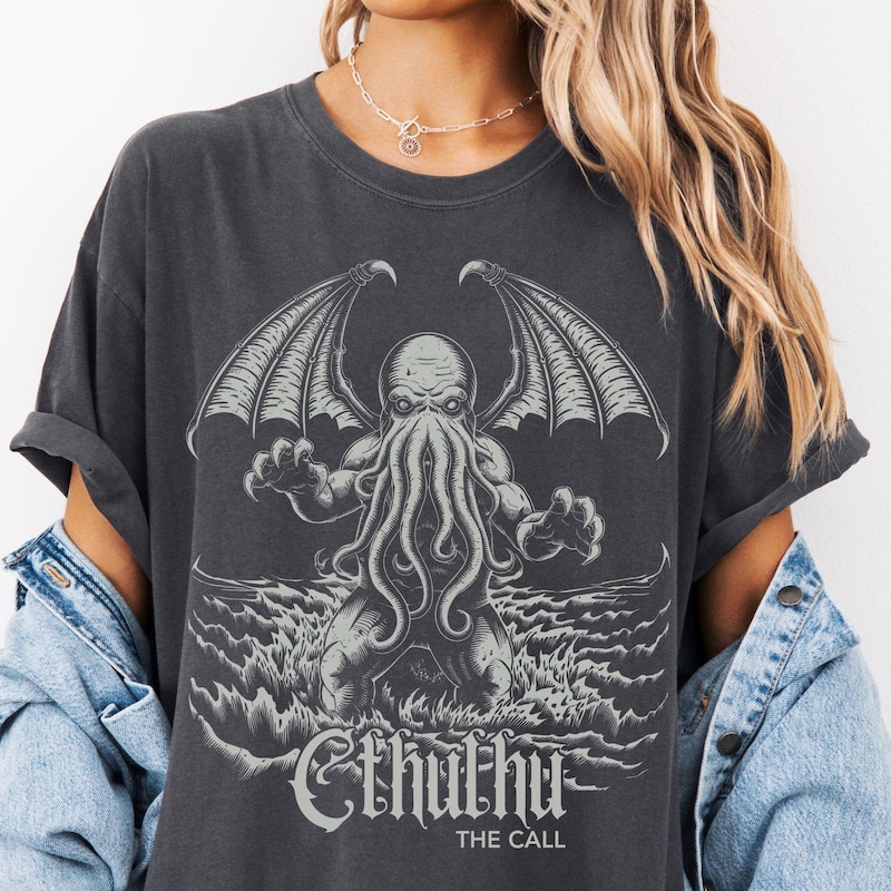 Cthulhu Shirt - Etsy