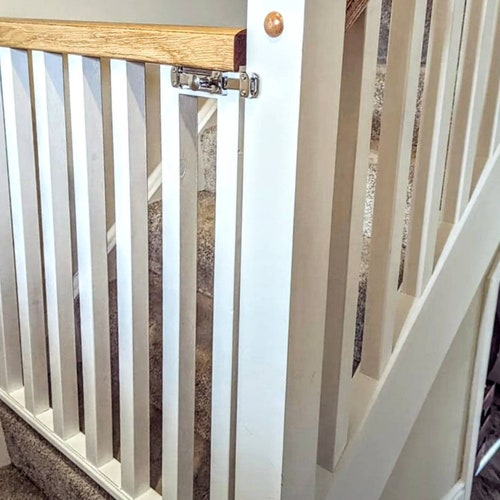 Crown Oak Top Stair Gate - Etsy