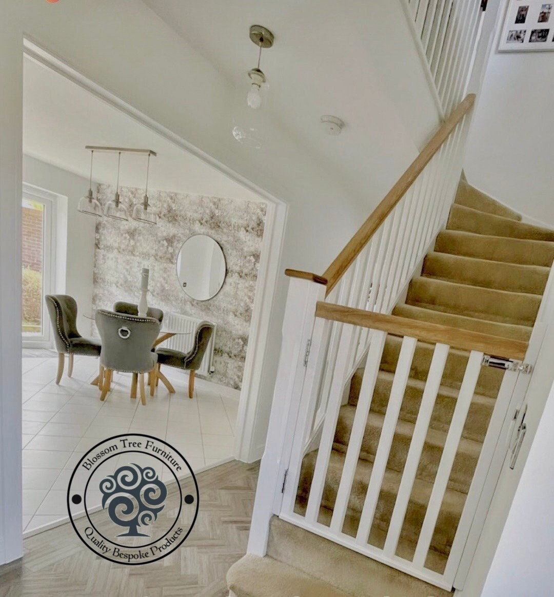 Crown Oak Top Stair Gate - Etsy