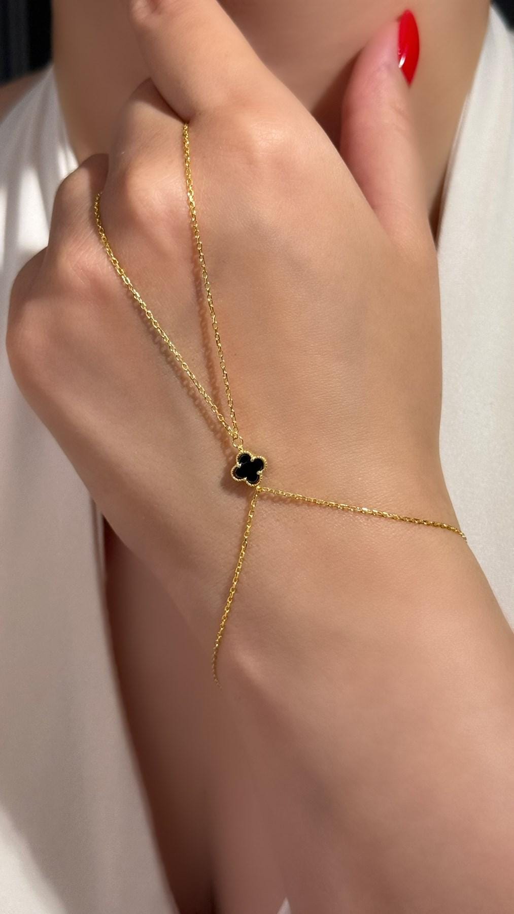 Handmade Four Leaf Clover Hand Chains Bracelet, Minimalist Clover ...
