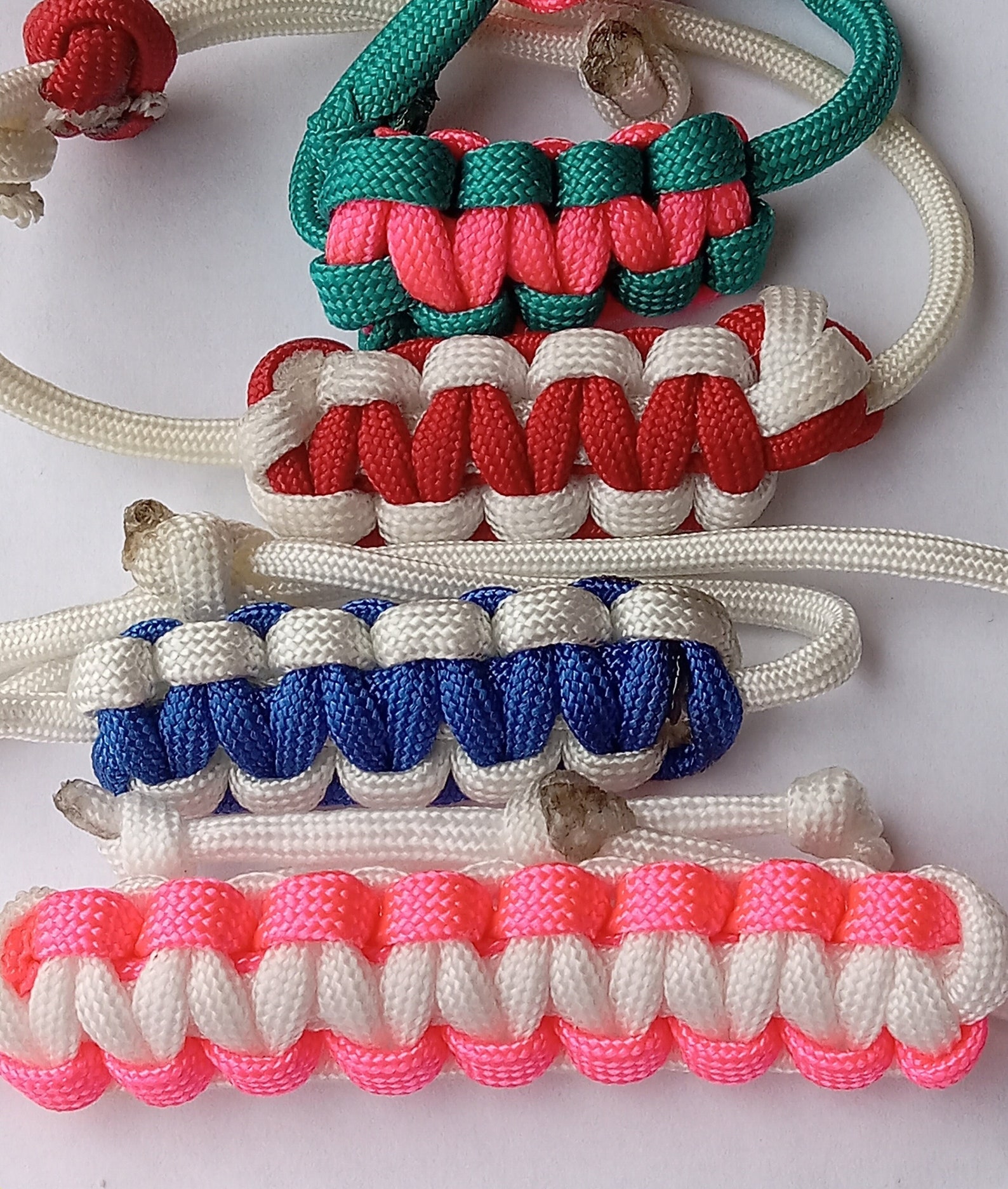 Dual Color Paracord Bracelets Adjust- Double Color Unisex Paracord ...
