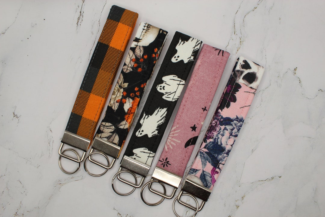 Halloween Inspired Fabric Key Fobs| Wristlet| Keychain| Accessories ...