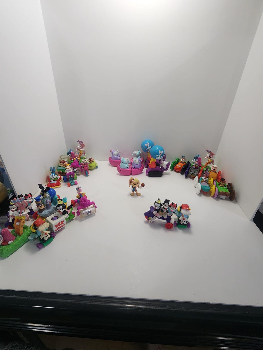 Looney Toons - Animaniacs - Space Jam - Vintage Toys - Tiny Toons ...