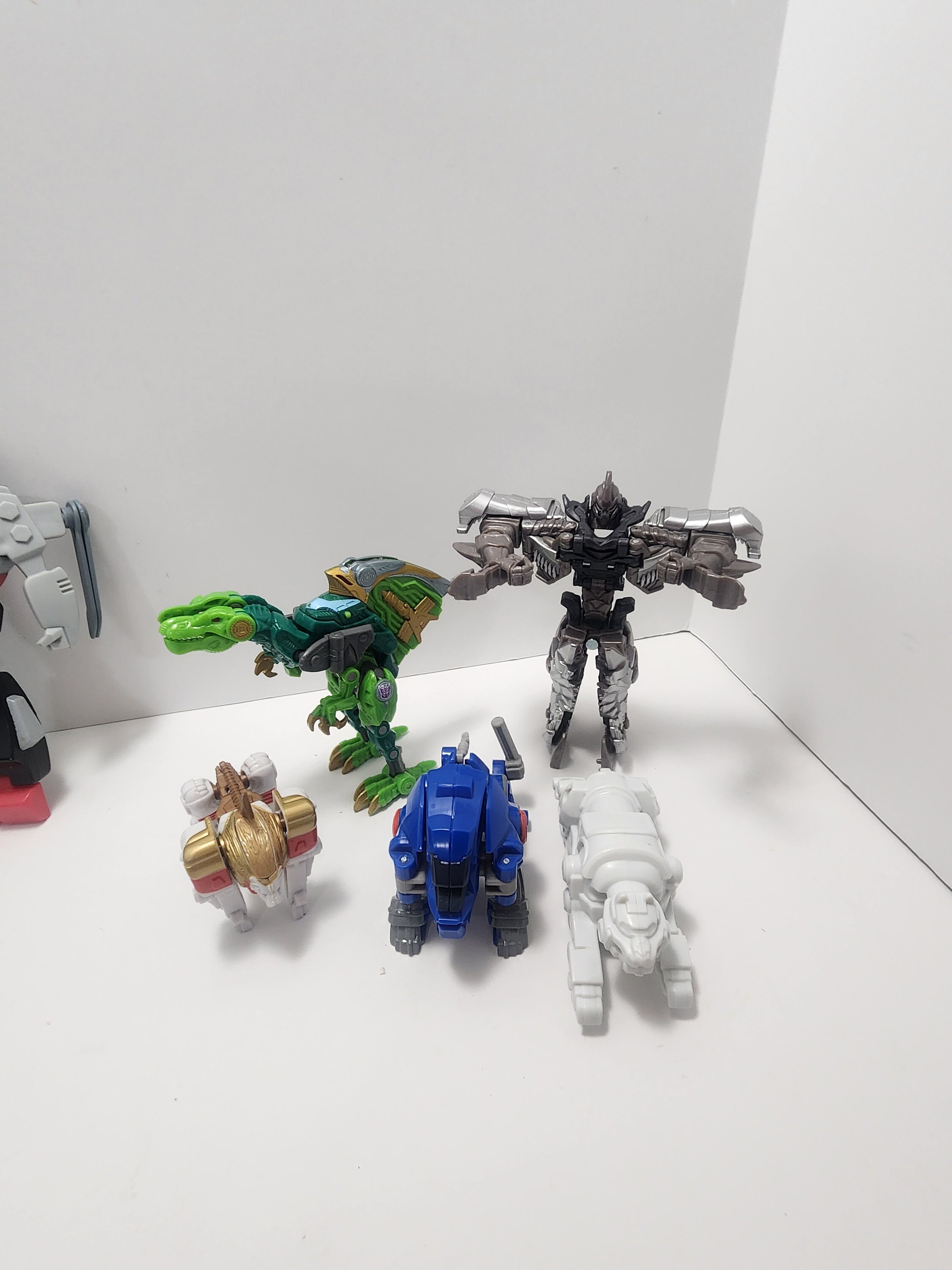 Transformers and Rescue Bots Action Figures Lot - Transformers - Rescue ...