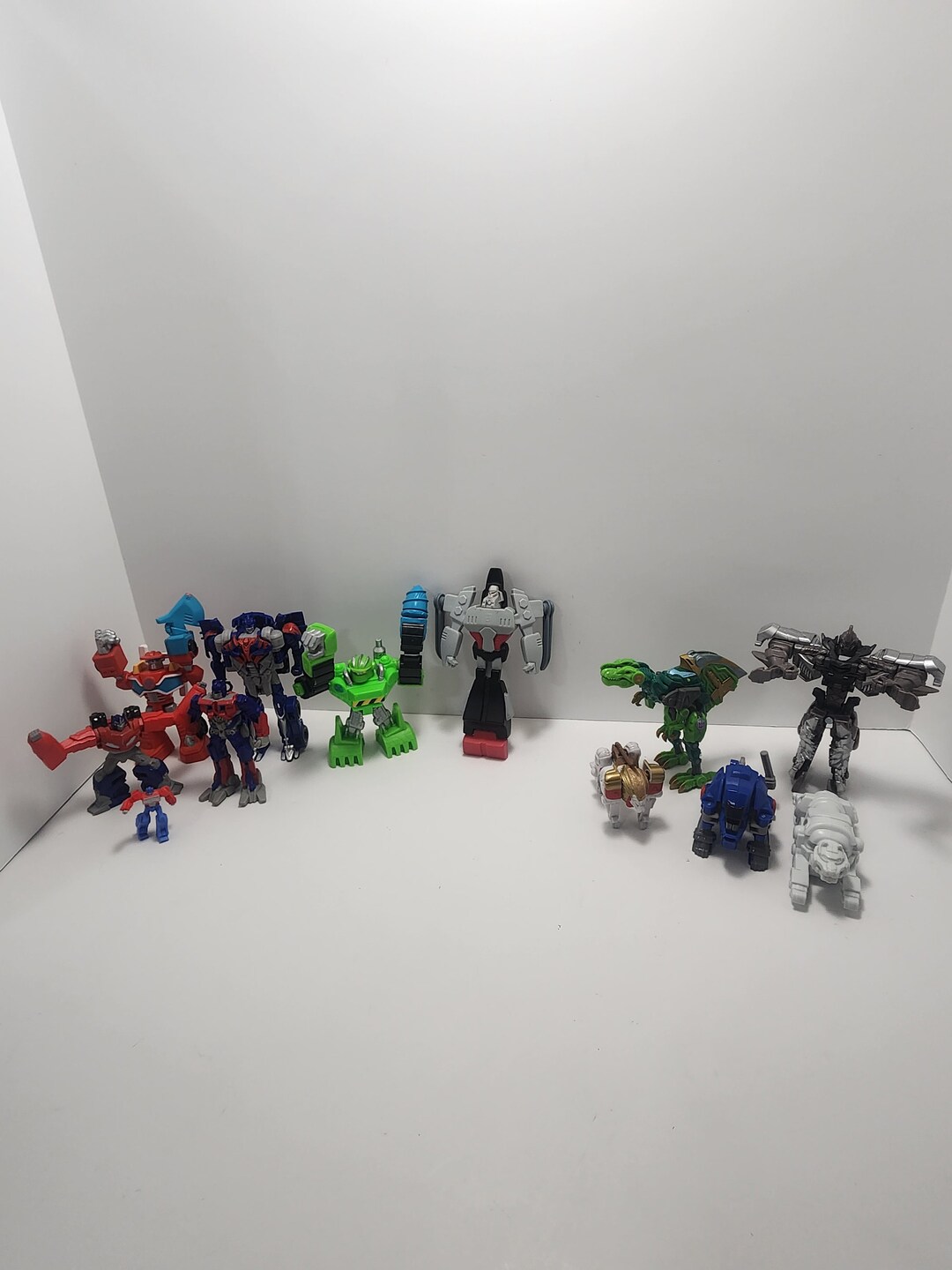 Transformers and Rescue Bots Action Figures Lot - Transformers - Rescue ...