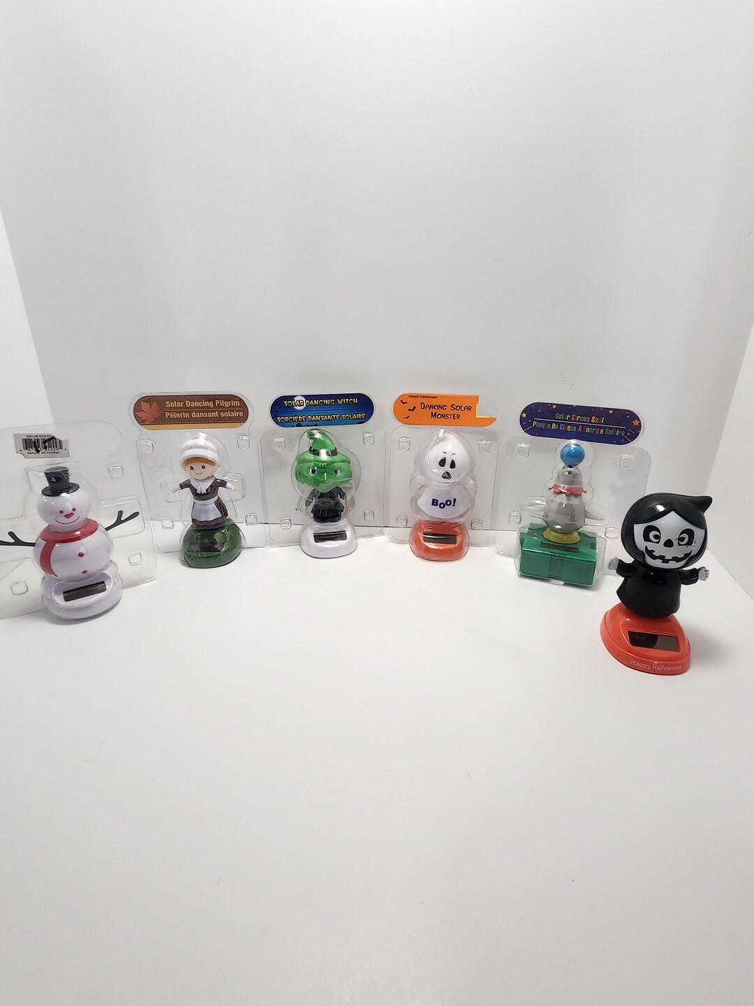 Elf Solar Figure Christmas Christmas Figures Christmas Decor Solar ...