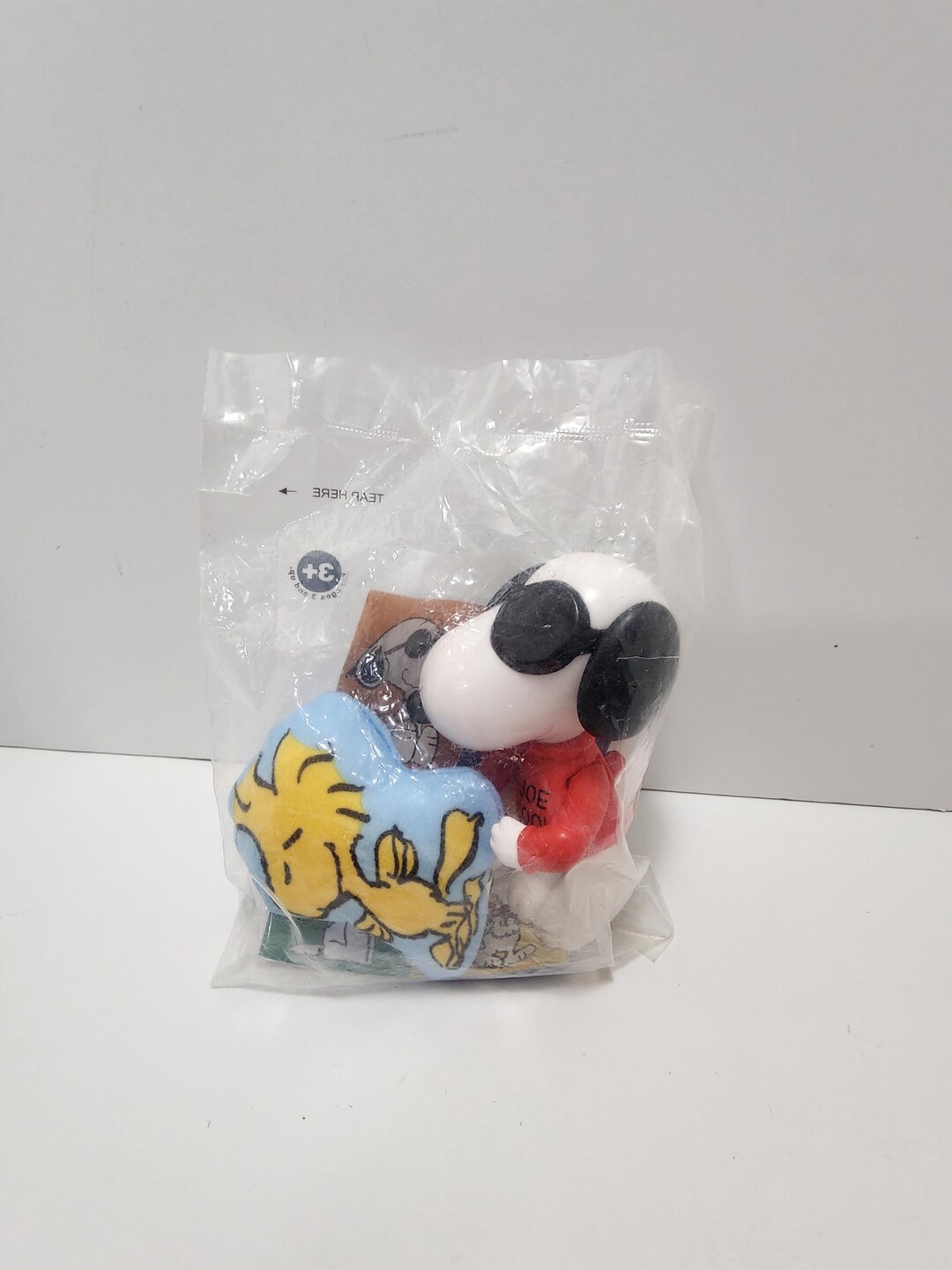 Snoopy Vintage 2000s Burger Kint Figure Sealed Burger King Kids Meal ...