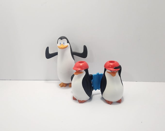 Disney Penguins of Madagascar Toys LOT of 2 - Disney - Disney Toys ...