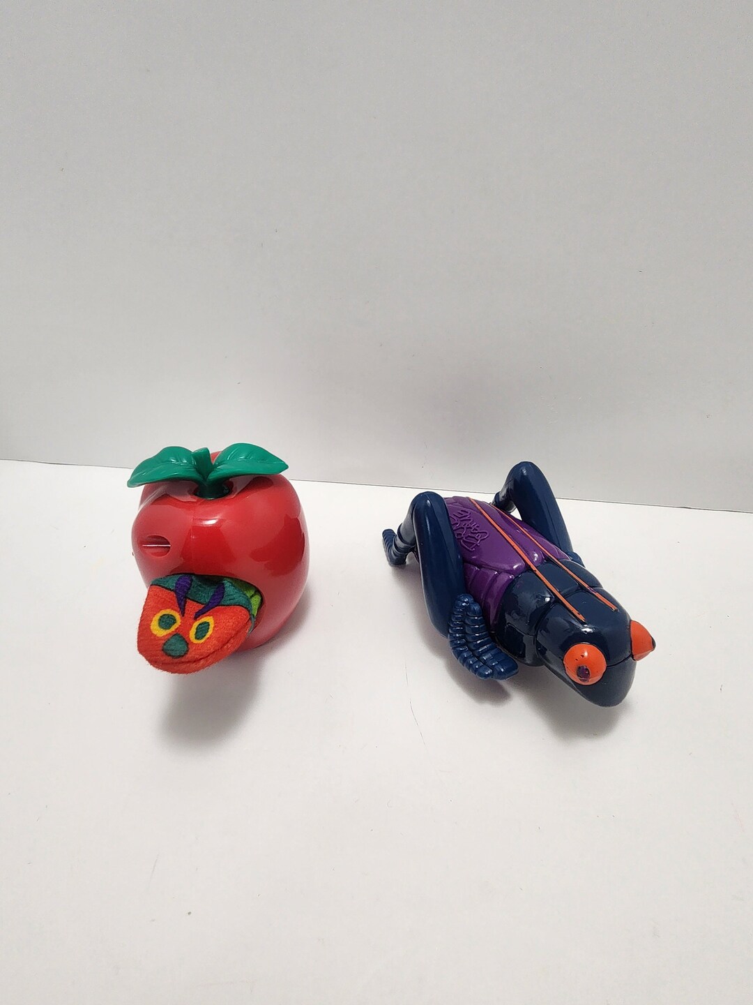 The Very Hungry Caterpillar by Eric Carle Toys - 1990 Toys - Cricket ...