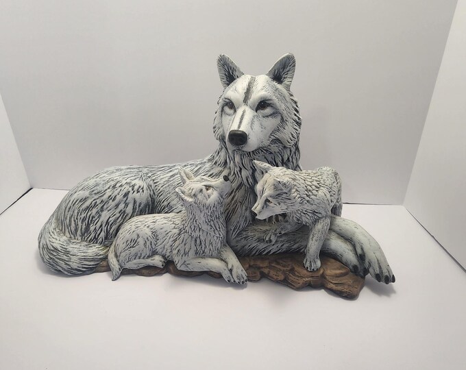 Big Wolf Family Vintage Figurine - Wolves - Wolf - Wolf Gift - Wolf ...