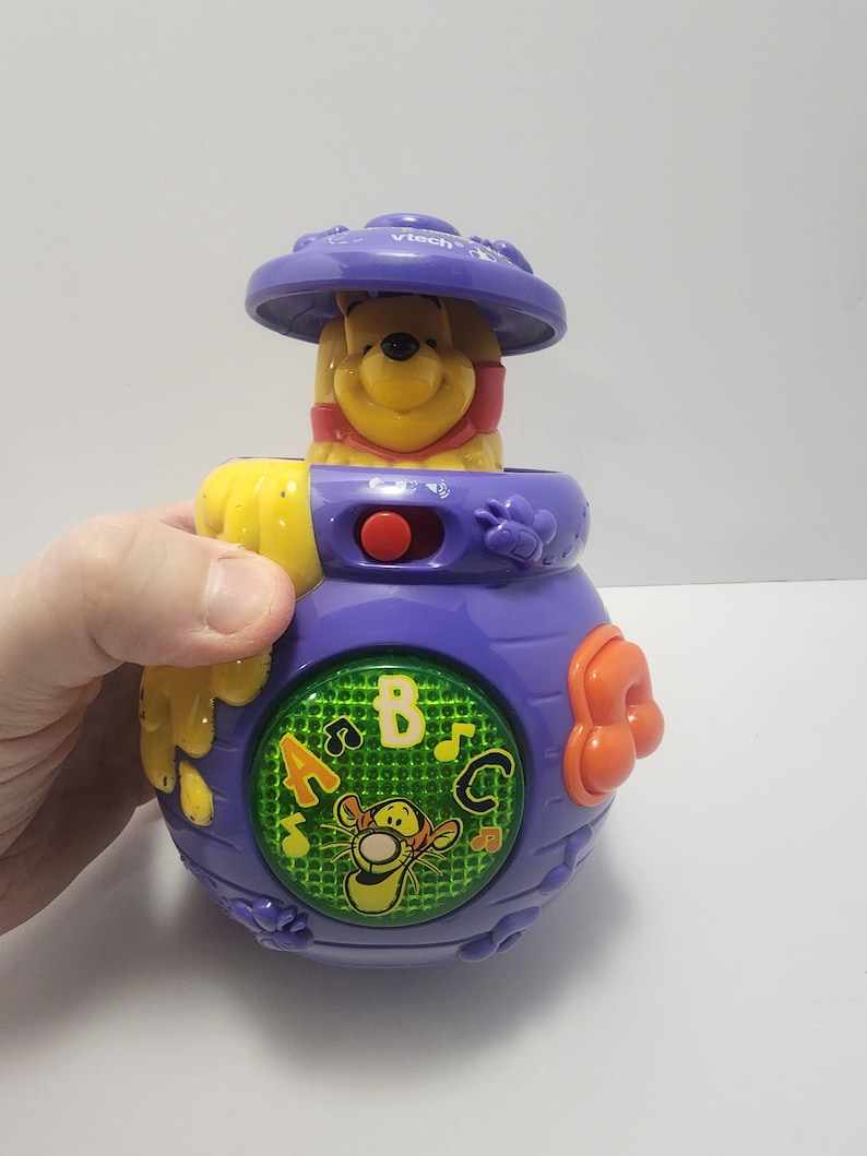 Vtech Winnie the Pooh Peek A Boo Singing Honeypot Electronic Game ...