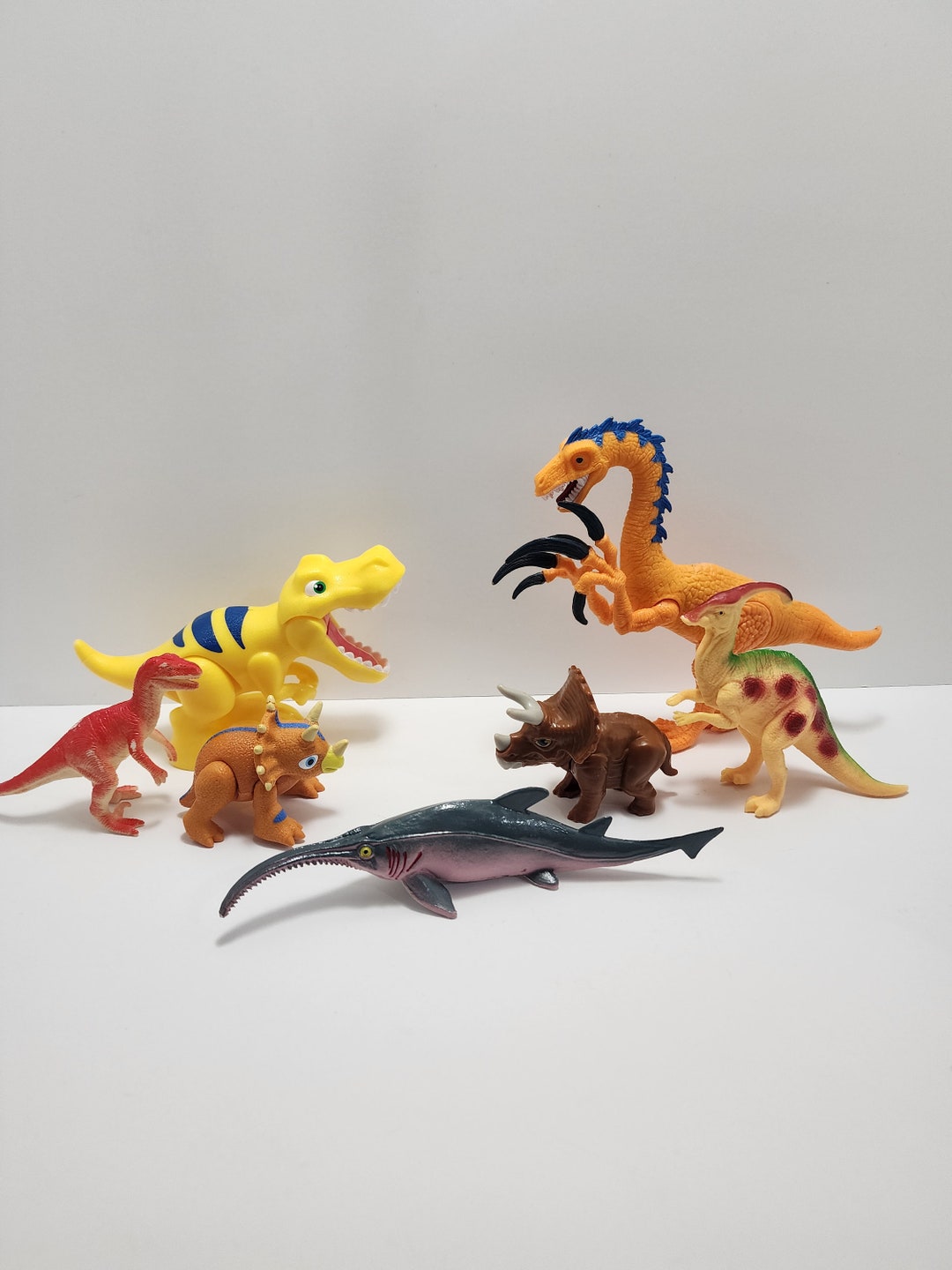 Lot of Dinosaur Toy Figures Dinosaurs Dinosaur Toys Dinosaur Figures ...