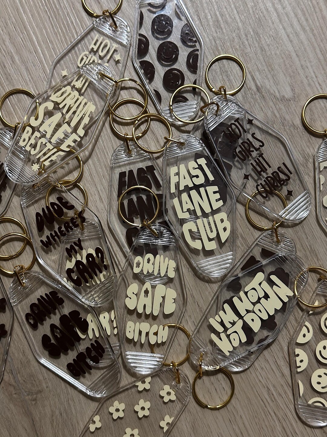 Vintage Motel Keychains Retro Keychains for Gifts Unique Souvenir ...