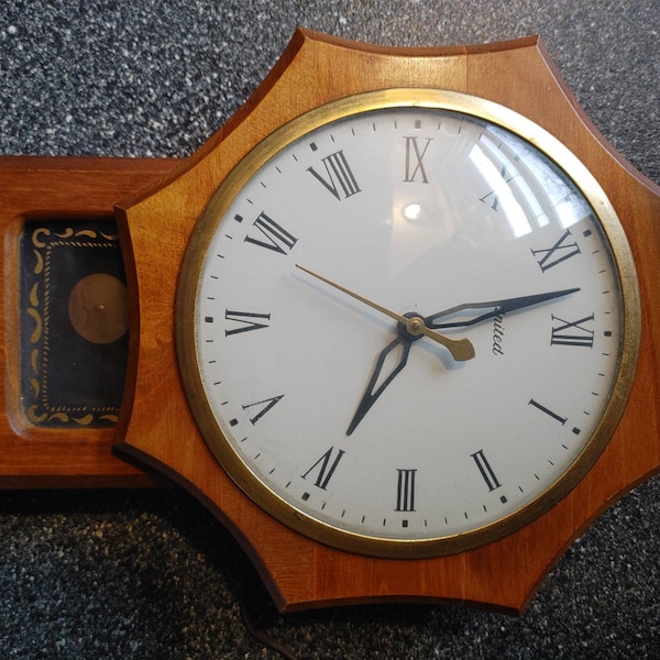 Vintage United Electric Clock - Etsy