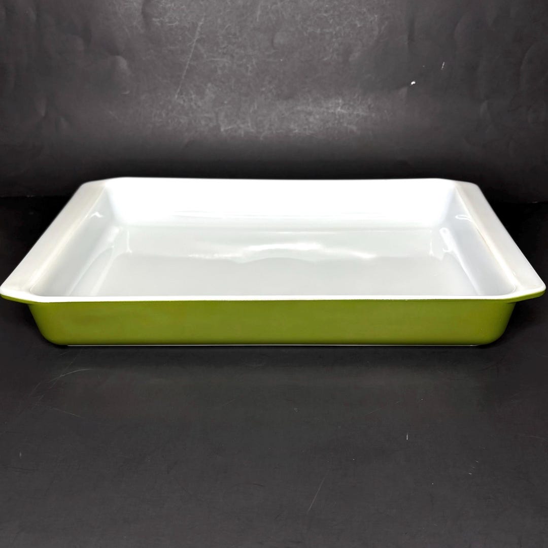 Vintage Pyrex 933 Avocado Green Verde Lasagna Pan 9x13 Casserole Dish ...