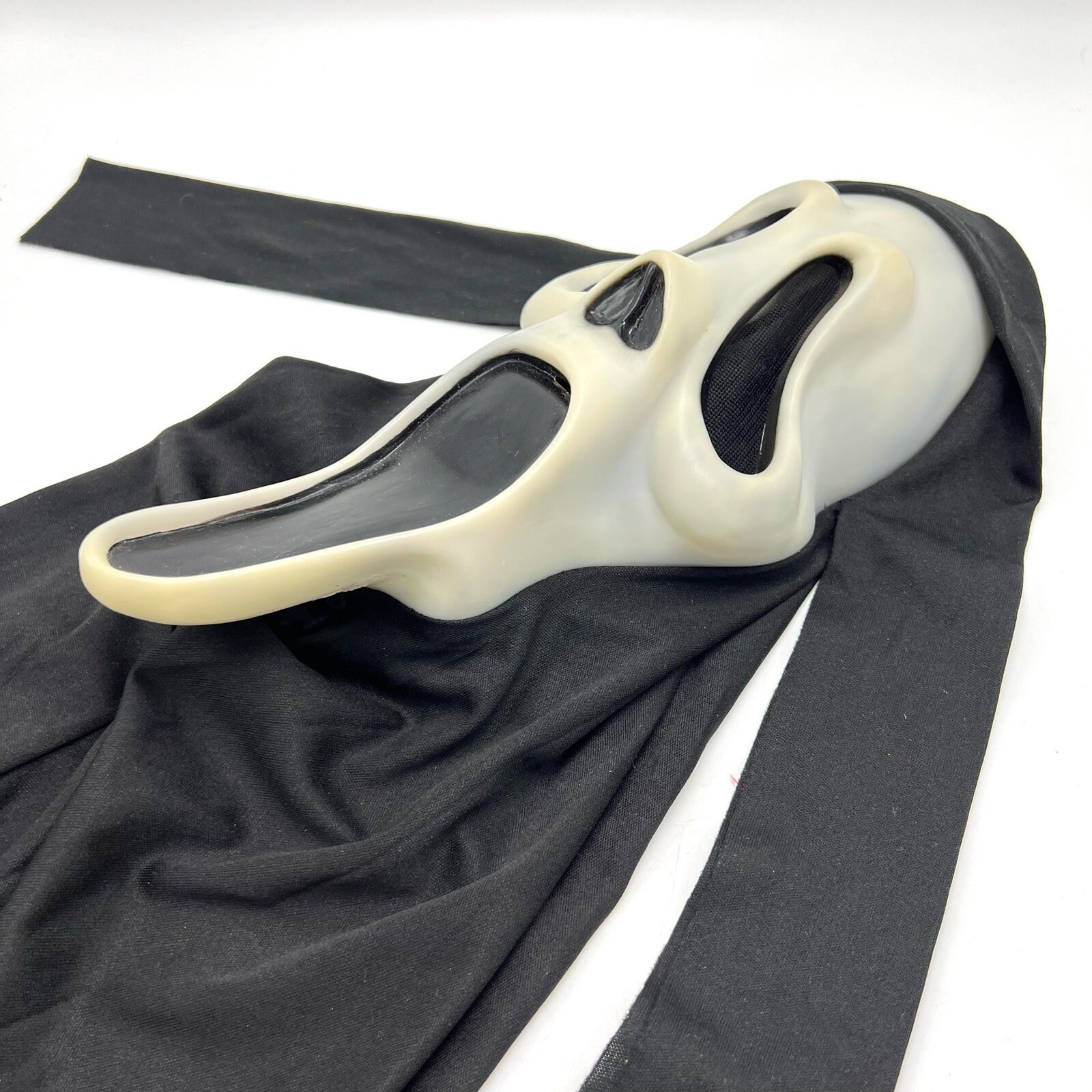 Vintage Scream Ghostface Mask Glow in the Dark Hooded Easter Unlimited ...