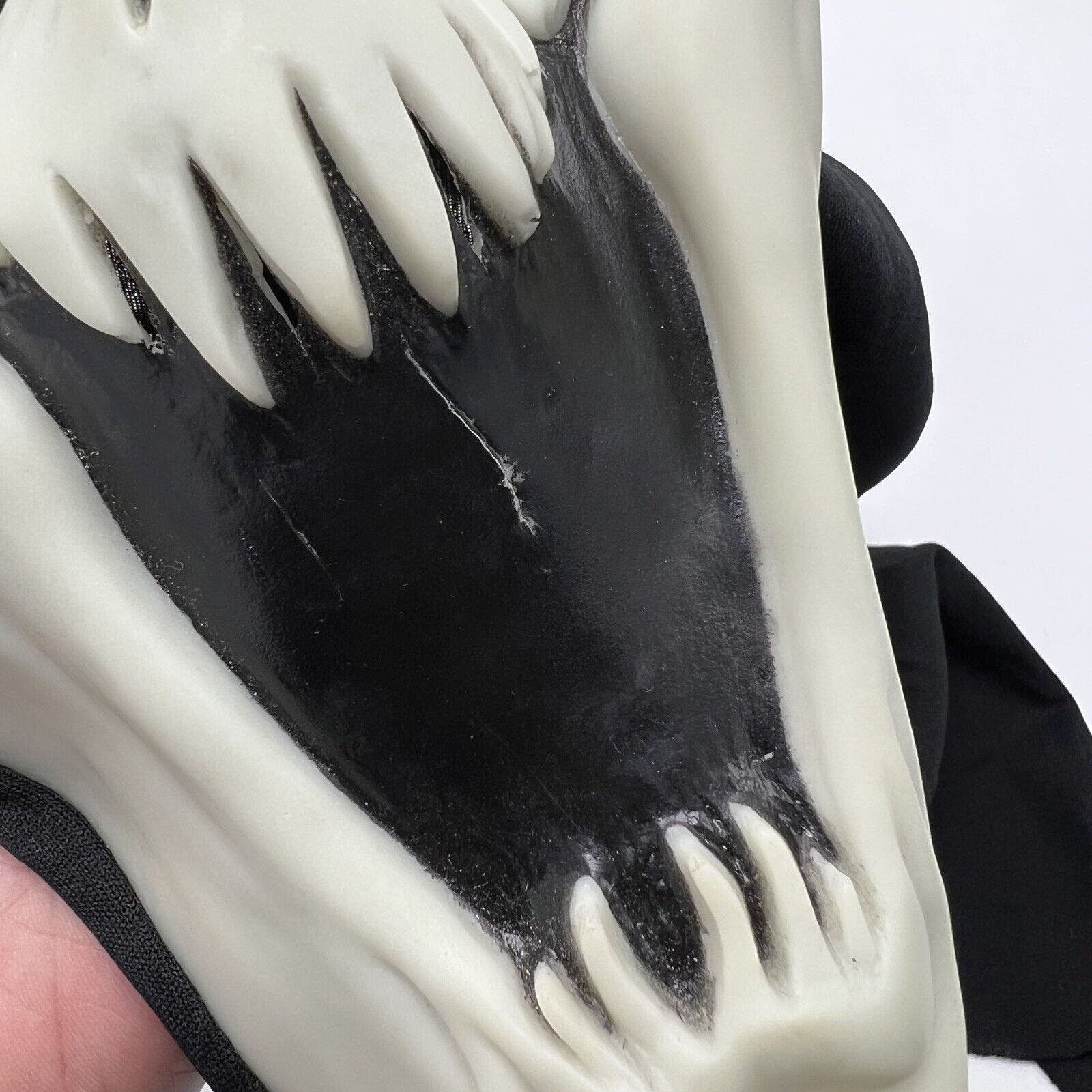 Vintage Scream Ghostface Viper Glow Mask Hooded Easter Unlimited ...