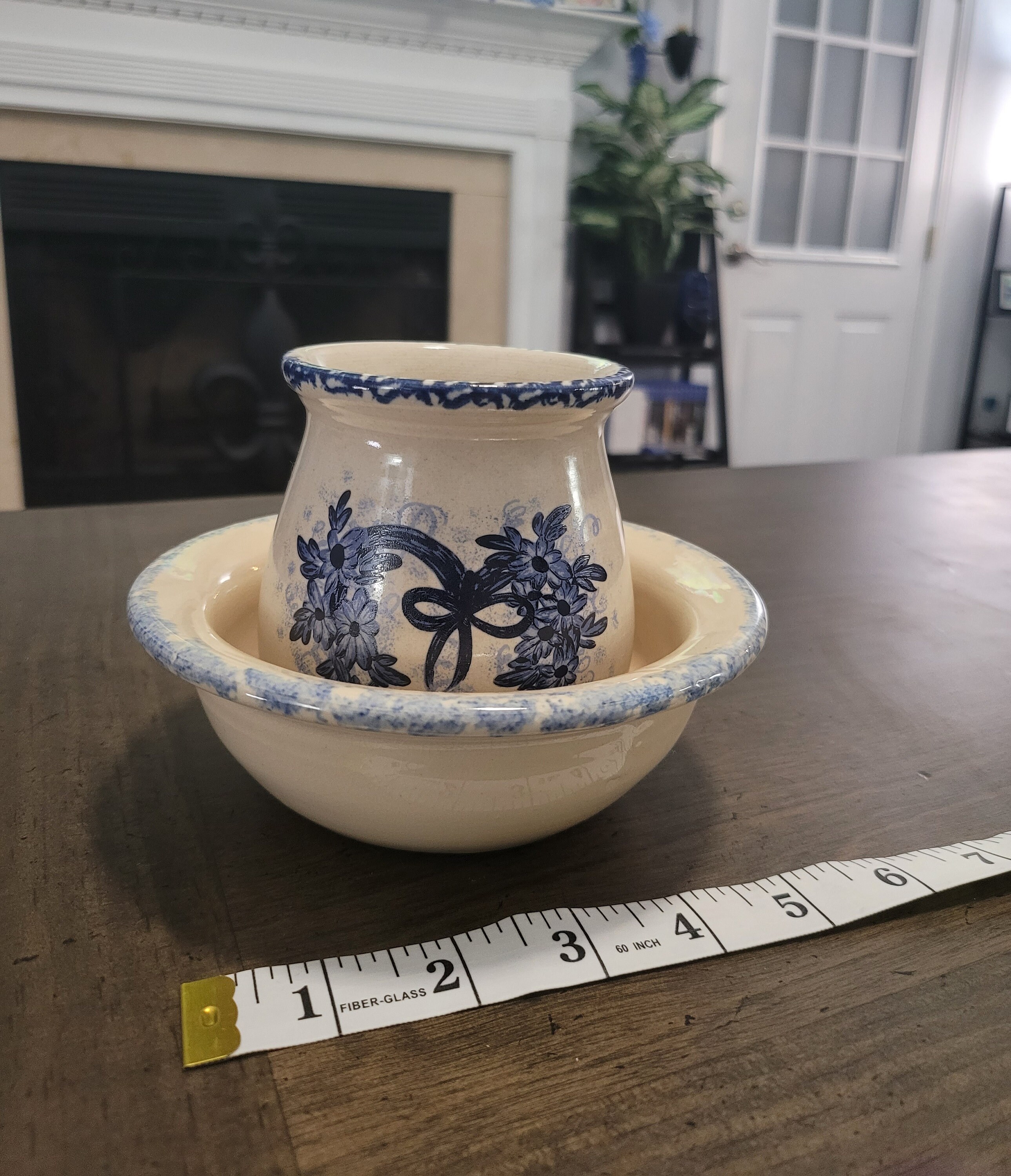 Marshall Pottery Texas, Casey Pottery, Yesteryear Heart Wreath ...