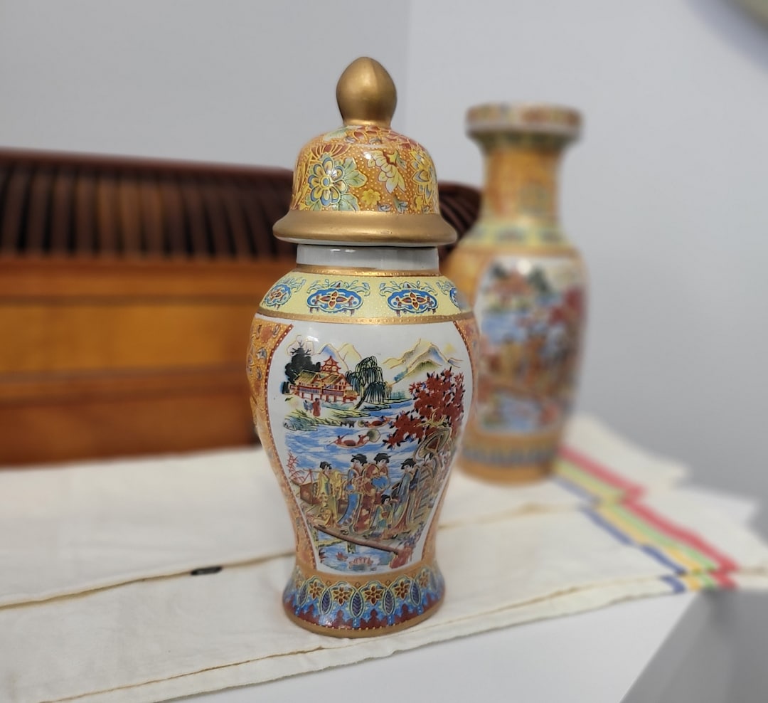 Vintage Satsuma Style Temple Jar and Urn Set: Geisha Motif Vases - Etsy