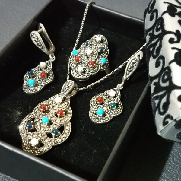 Classy Jewelry - Etsy