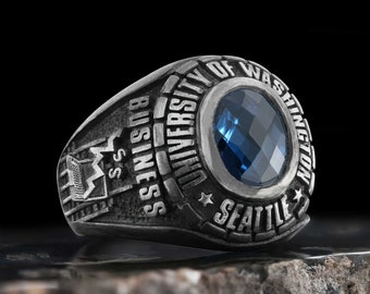 Graduation Signet Ring - Etsy