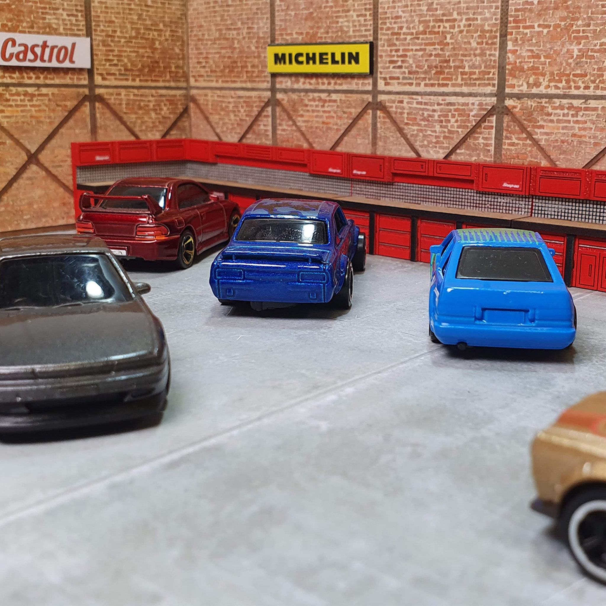 The Engineer 1/64th Scale Display Garage Kit for Diecast Cars - Etsy