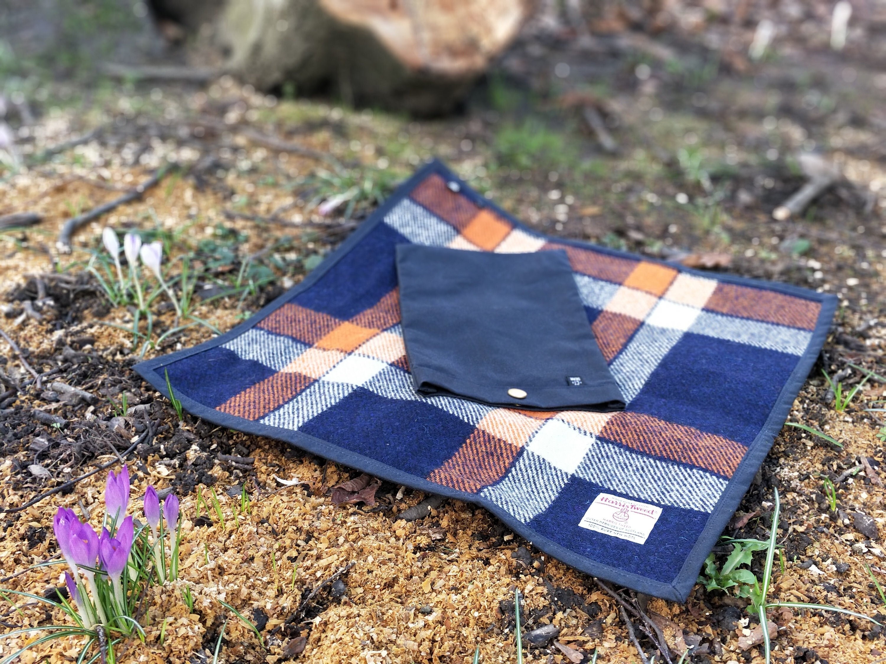 Harris Tweed and Waxed Cotton Sit Mat With Case - Etsy UK