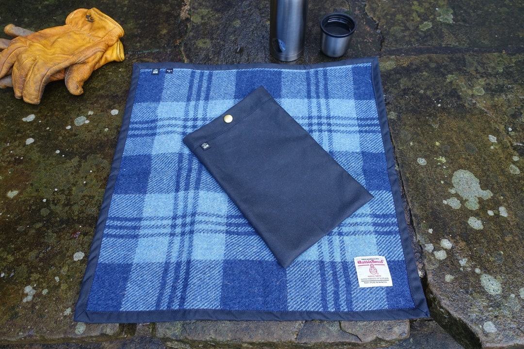 Harris Tweed and Waxed Cotton Sit Mat With Case - Etsy