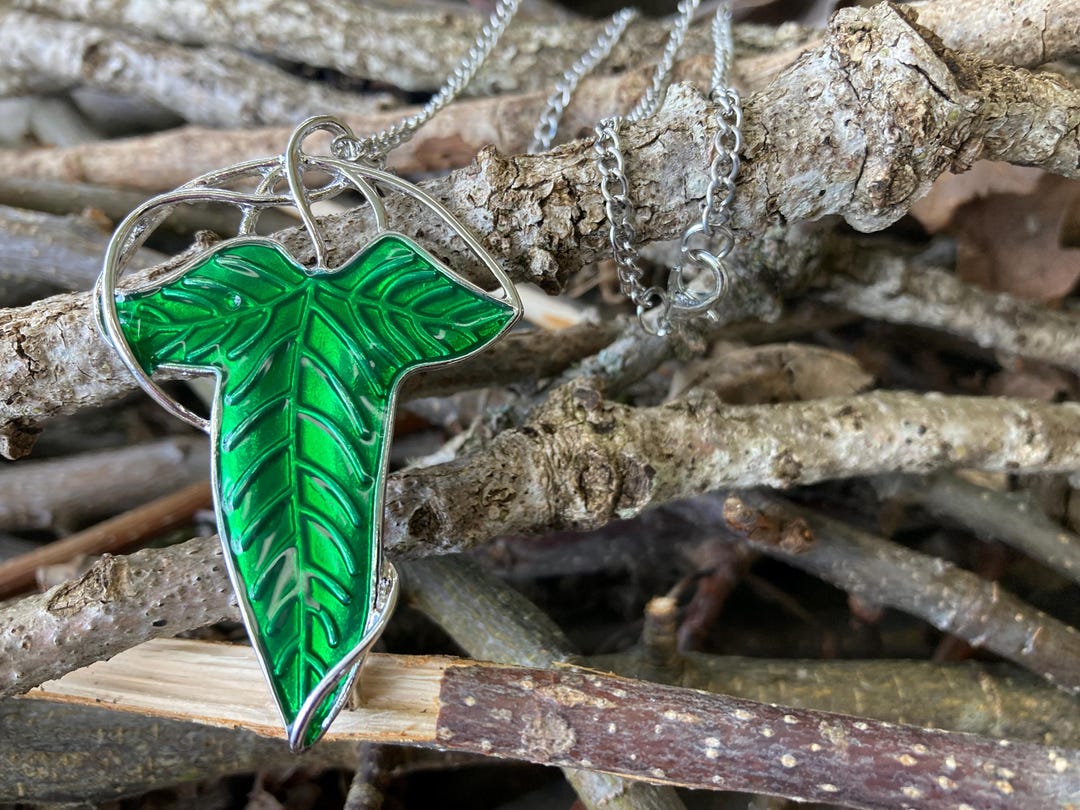 Lord of the Rings Inspired Leaf Pendant / Brooch Worn by Frodo ...
