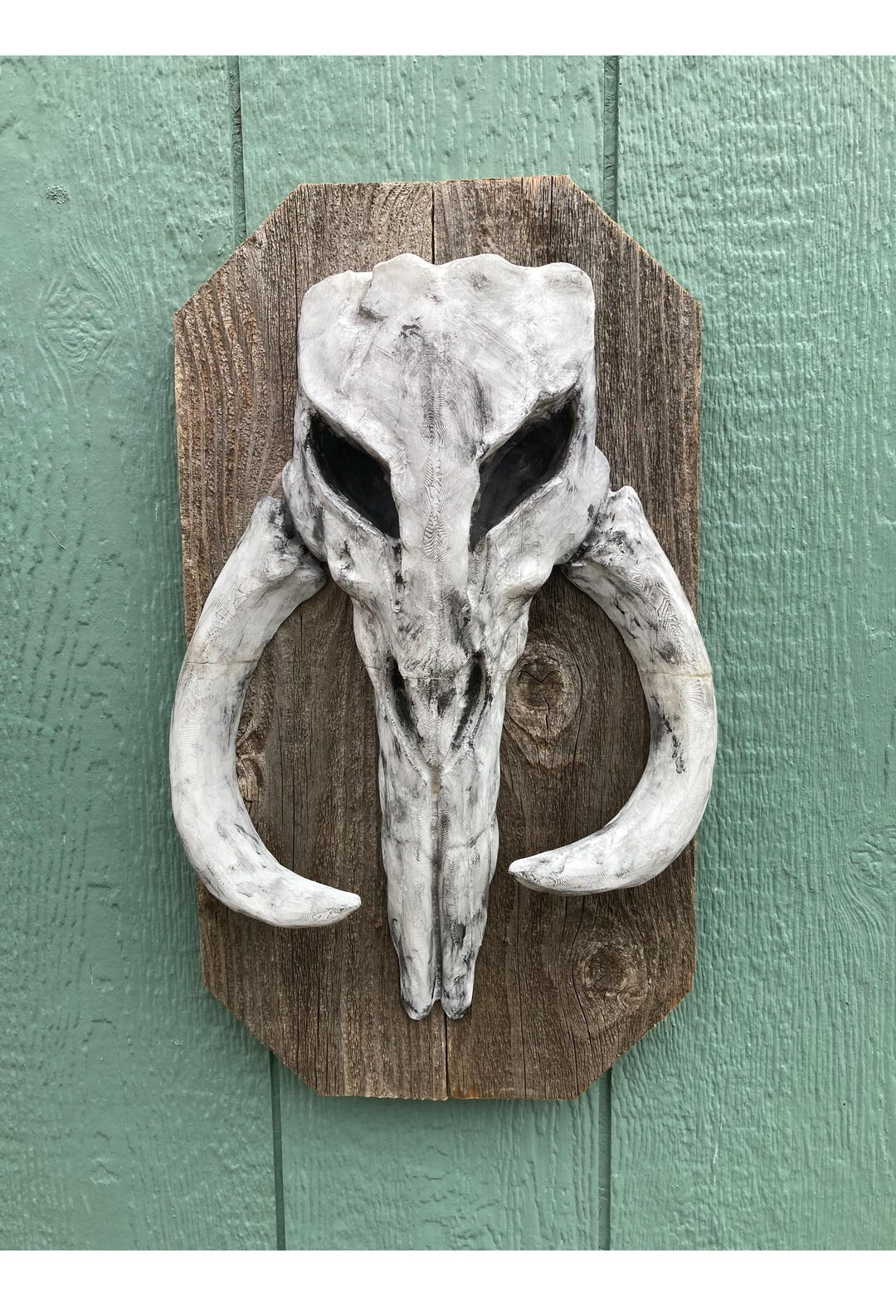 Mythosaur Skull Wall Plaque – Aged Relic Finish (one of a Kind) - Etsy