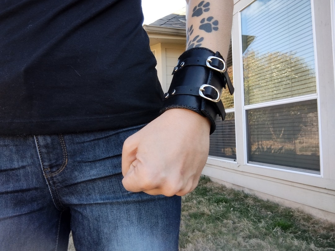 Leather Cuff Concealed Wrist Wallet Bracelet for Men and Women - Etsy