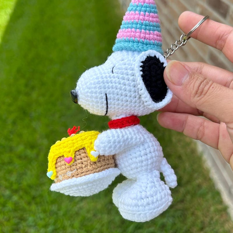 Snoopy Keychain - Etsy