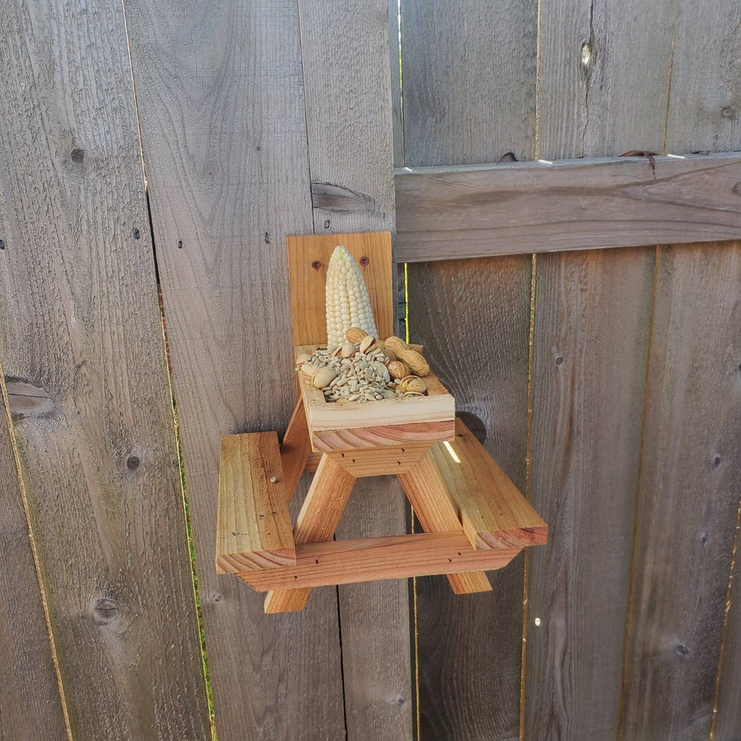 Squirrel/bird Picnic Bench Feeder - Etsy
