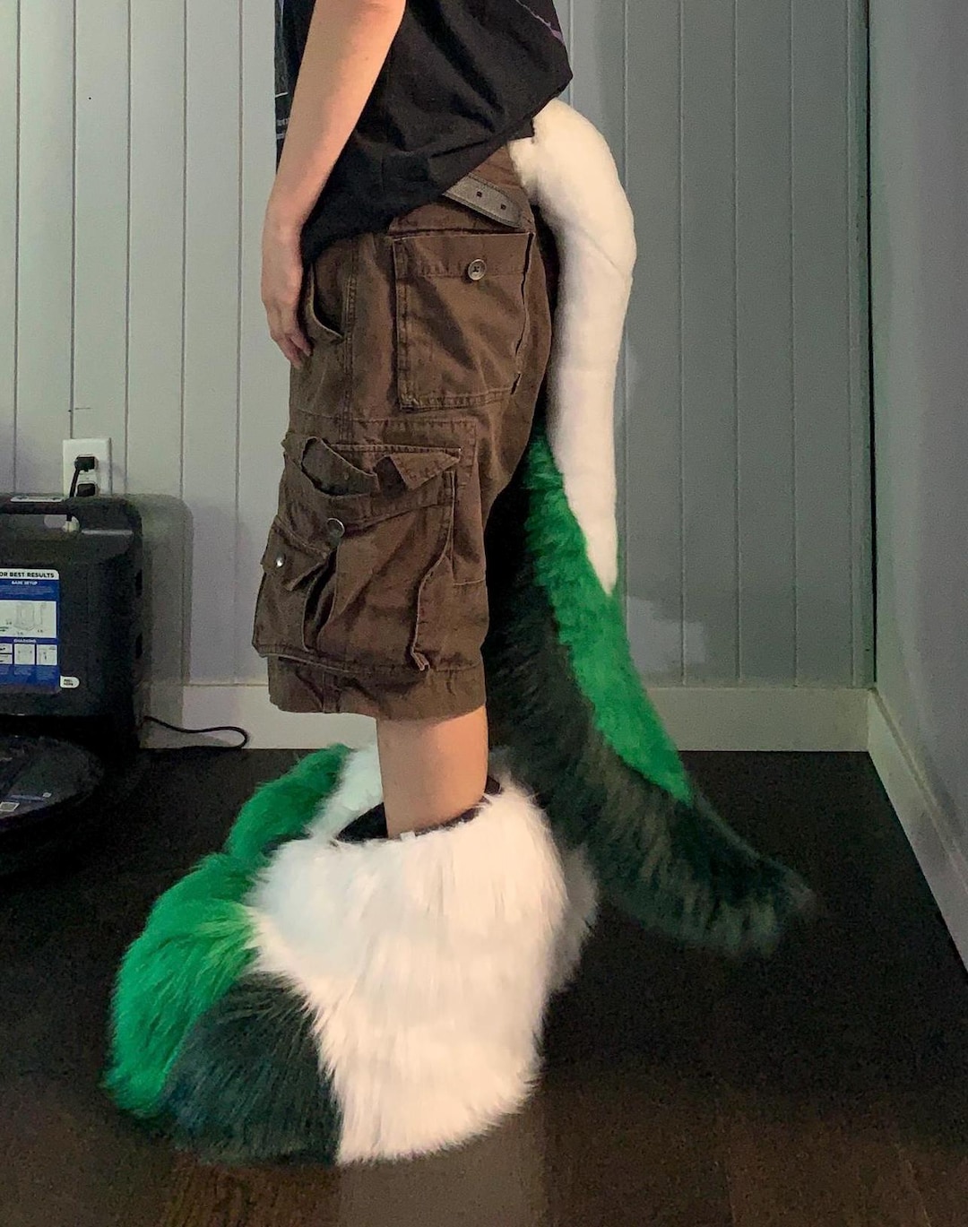 Fursuit Tail and Feetpaw Set - Fursona Adopt Furries Fursuit - Etsy