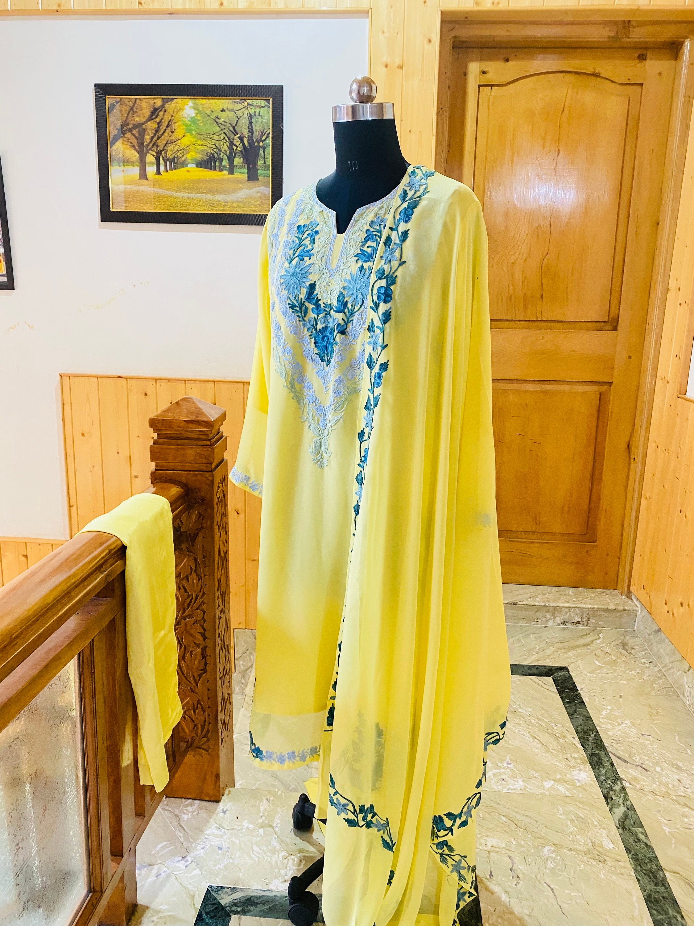 Kashmiri Suit, Kashmiri Suits, Designer Indian Ethnic Wear, Girls Dress ...