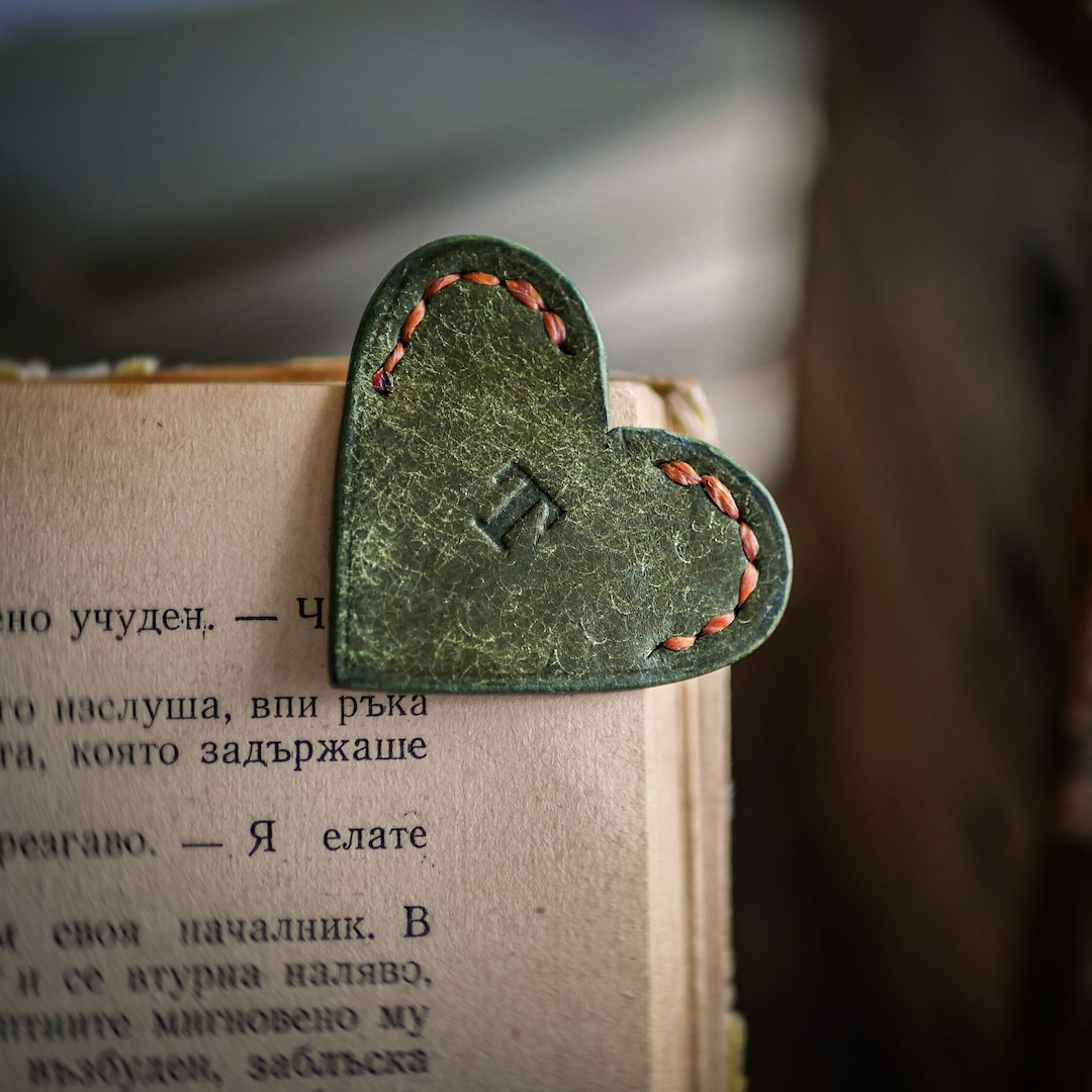 Custom Handmade Leather Bookmark Heart Page Corner Personalized Gift ...