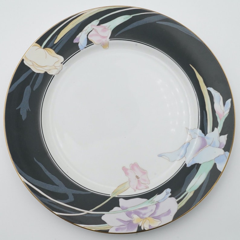 Vintage 1990s Mikasa Charisma Black Dinnerware Serveware Black Rim With ...