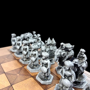 Metal Indian Personalized Chess Set With Chess Board Indian Chess Set ...