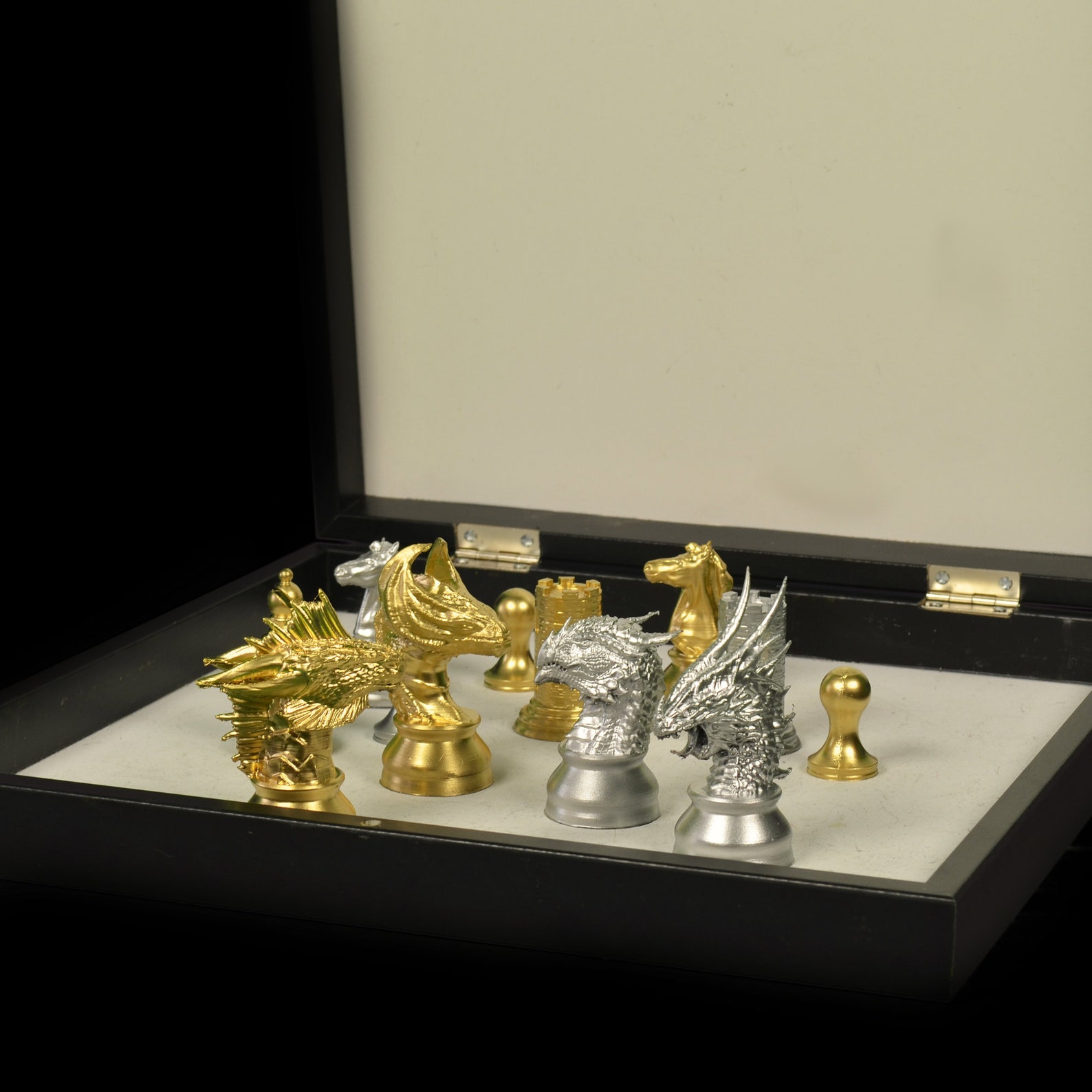 Magical Dragon Fantasy Chess Set With Chessboard and Portable Chest ...